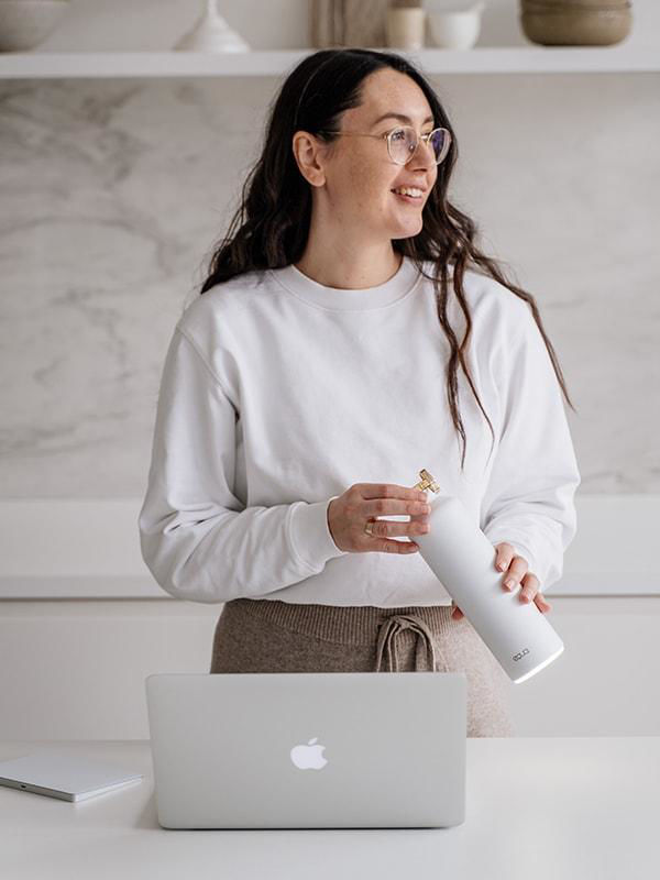 Equa SNOW WHITE SMART WATER Bottle | Oh Lou Lou! | 100% Organic ...